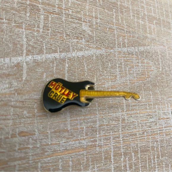 Vintage | Accessories | Vintage Motley Crue Enamel Pin Pinback Button ...